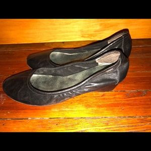 Guess | Shoes | Guess Mini Wedge Shoes | Poshmark